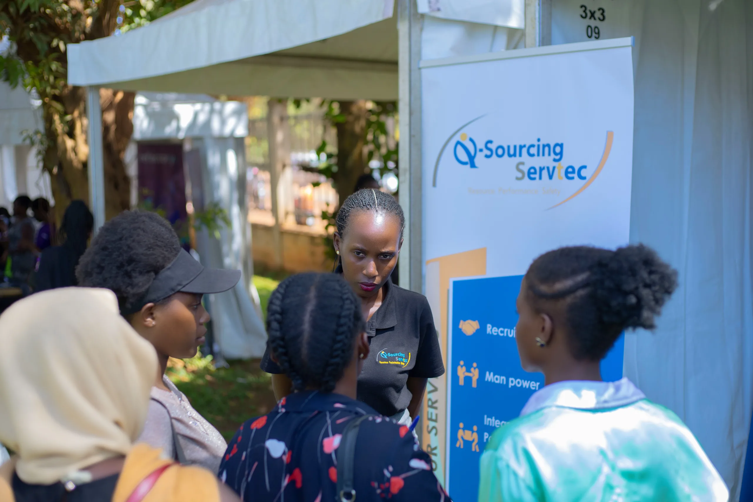 Professional Career Services for job seekers: Q-Sourcing Servtec